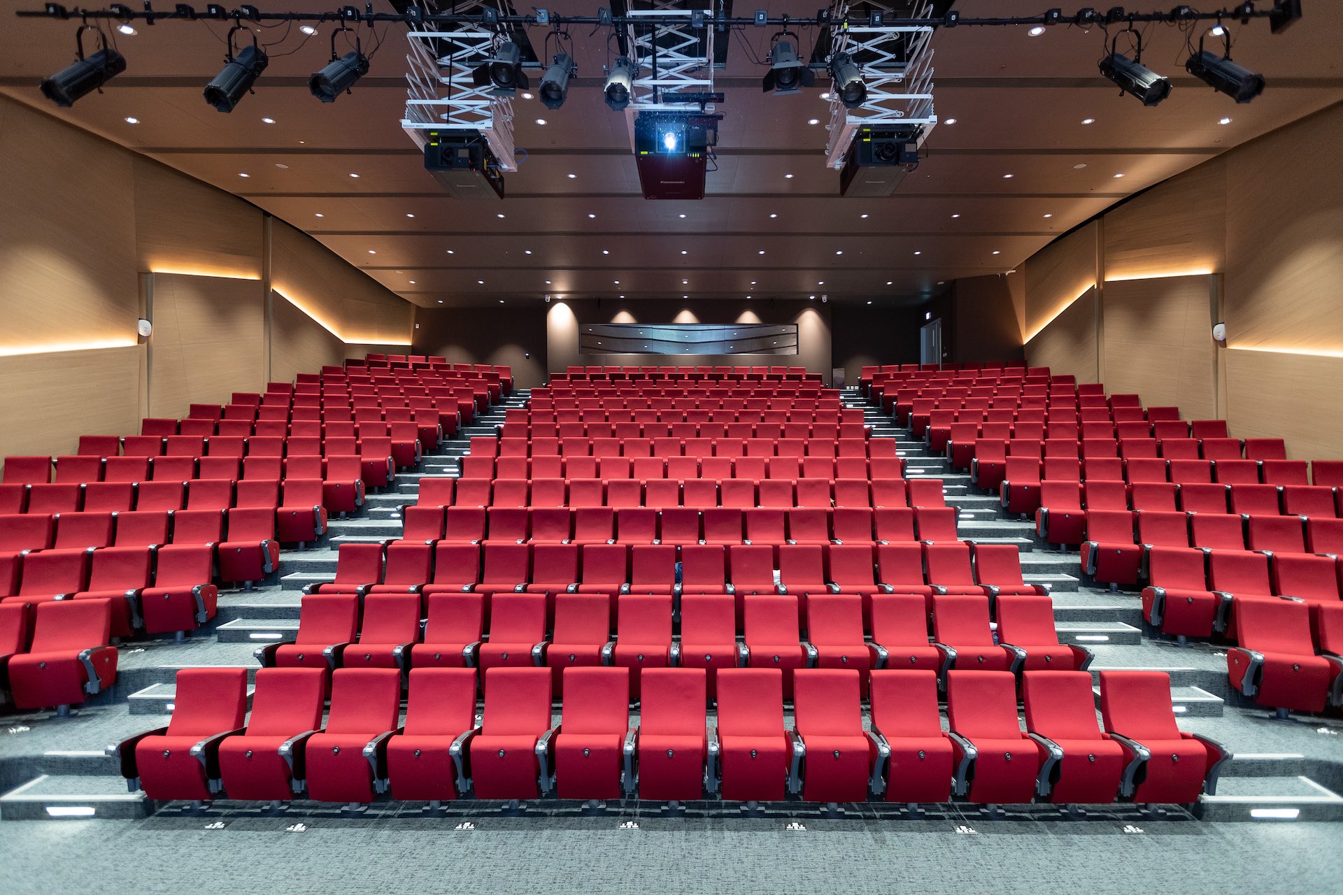 Visitors - Hong Kong Metropolitan University